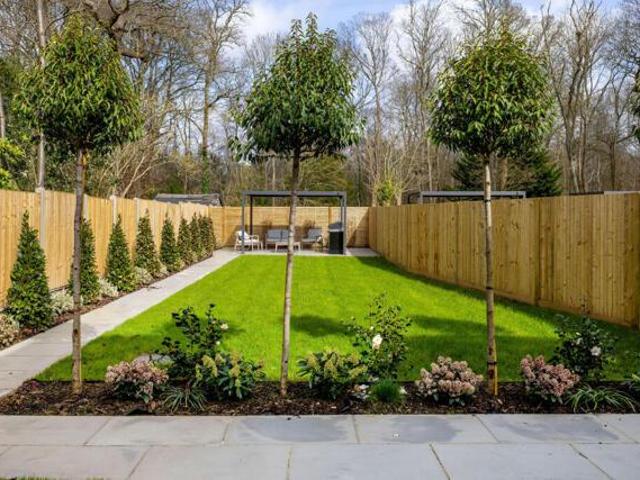 For Sale 4 Bedroom House Surrey Surrey DLS100953523