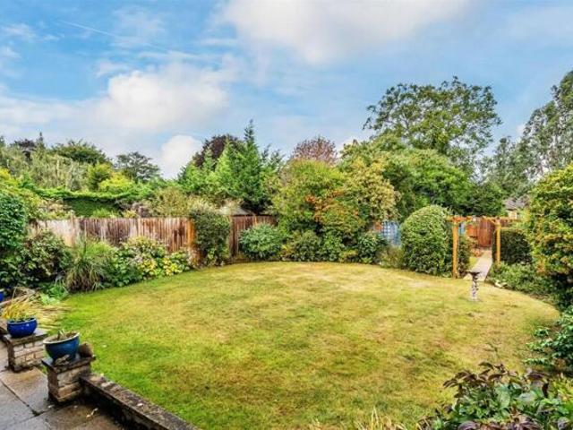 For Sale 4 Bedroom House Surrey Surrey DLS100263302