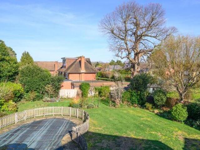For Sale 4 Bedroom House Surrey Surrey DLS101676352