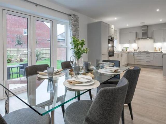 For Sale 4 Bedroom House Surrey Surrey DLS101199908