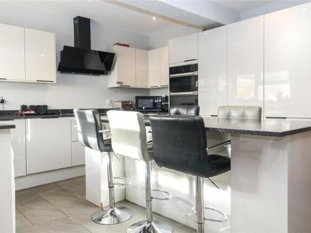 For Sale 4 Bedroom House Swindon Swindon DS101677427