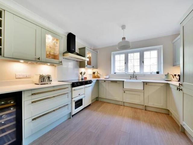 For Sale 4 Bedroom House Swindon Swindon DS101678552