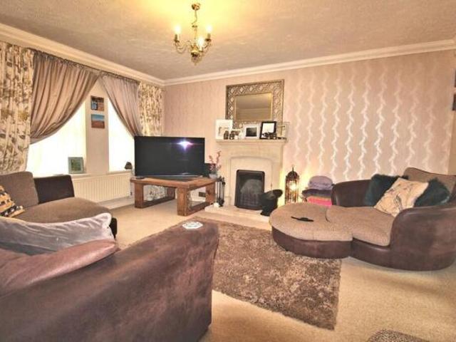 For Sale 4 Bedroom House Potton Bedfordshire DLS99344812