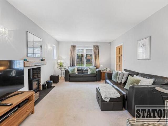For Sale 4 Bedroom House Potters Bar Hertfordshire DS101892296
