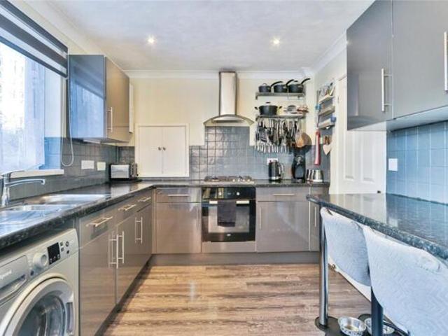 For Sale 4 Bedroom House Poole Poole DLS100541257