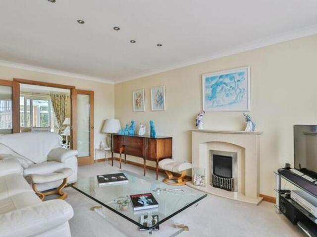 For Sale 4 Bedroom House Poole Poole DLS99277807