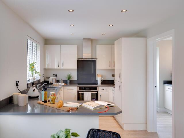 For Sale 4 Bedroom House Plymouth Plymouth DLS99641788
