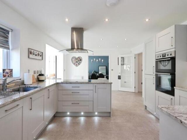 For Sale 4 Bedroom House Rotherham Rotherham DLS99475773