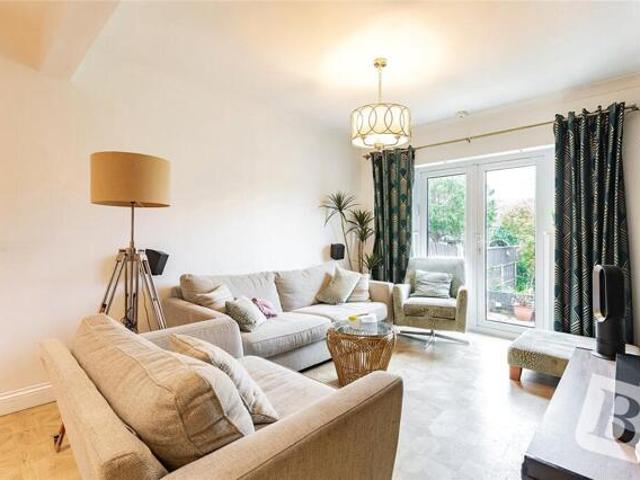 For Sale 4 Bedroom House Romford Greater London DS101931533
