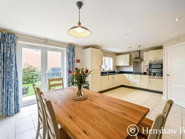 For Sale 4 Bedroom House Romsey Hampshire DLS99475701