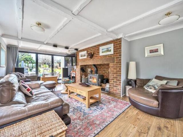 For Sale 4 Bedroom House Romsey Hampshire DLS101675146