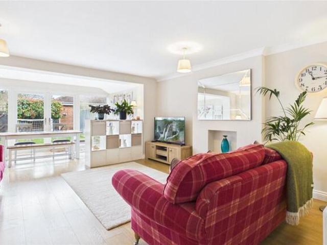 For Sale 4 Bedroom House Reading West Berkshire DLS101025445