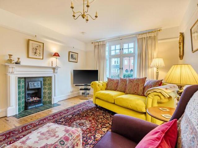 For Sale 4 Bedroom House Reading Wokingham DLS99986497