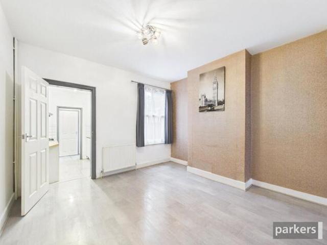 For Sale 4 Bedroom House Reading Reading DS98648913