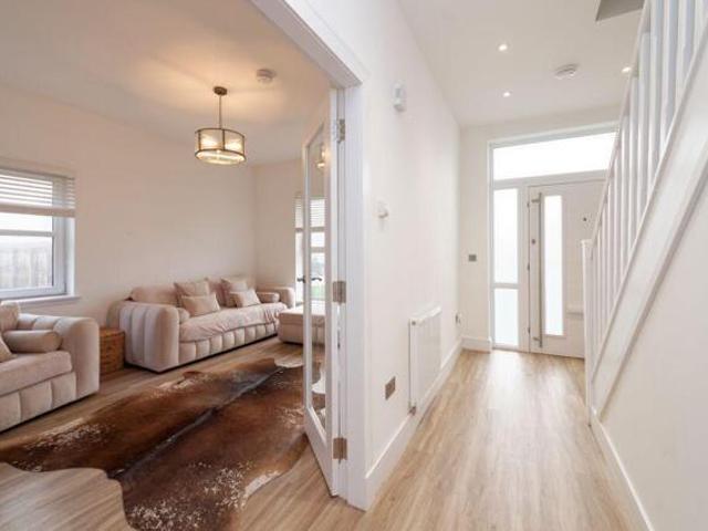 For Sale 4 Bedroom House Renfrewshire Renfrewshire DLS100540584