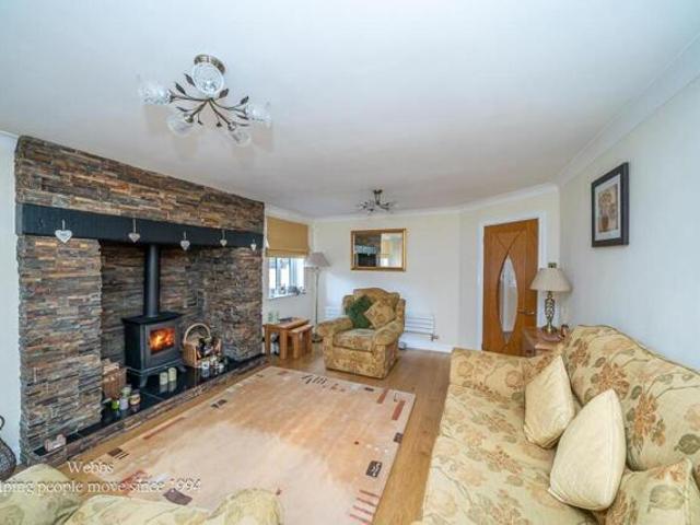 For Sale 4 Bedroom House Rugeley Staffordshire DLS101677757