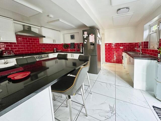 For Sale 4 Bedroom House Rye East Sussex DS100615058