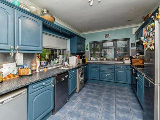 For Sale 4 Bedroom House Wolverhampton Wolverhampton DLS99054738