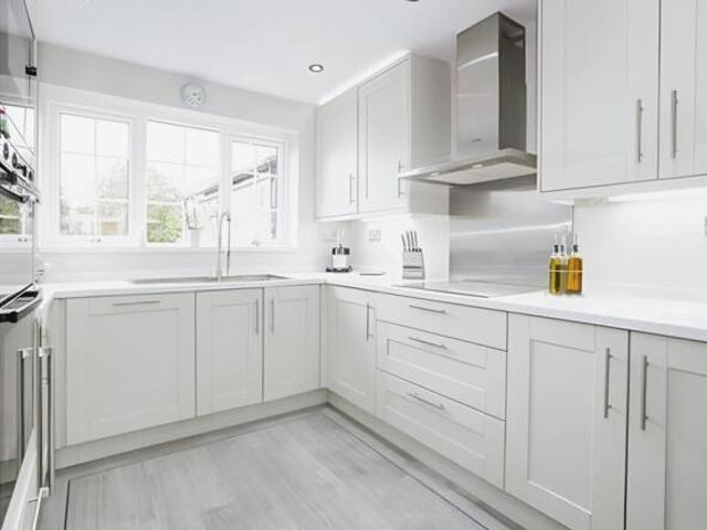 For Sale 4 Bedroom House Wolverhampton Wolverhampton DS101278172