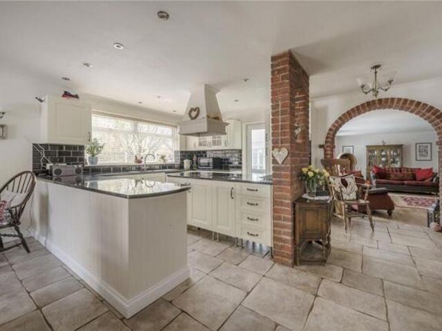 For Sale 4 Bedroom House Wolverhampton Staffordshire DS101955371