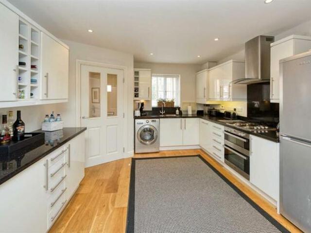 For Sale 4 Bedroom House Wombourne Wombourne DS99840257
