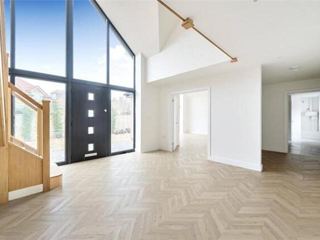For Sale 4 Bedroom House Woodcote Berkshire DLS100685327