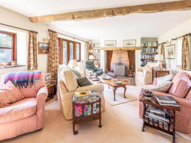 For Sale 4 Bedroom House Worcestershire Worcestershire DS99130181
