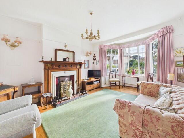 For Sale 4 Bedroom House Worthing West Sussex DLS99571715