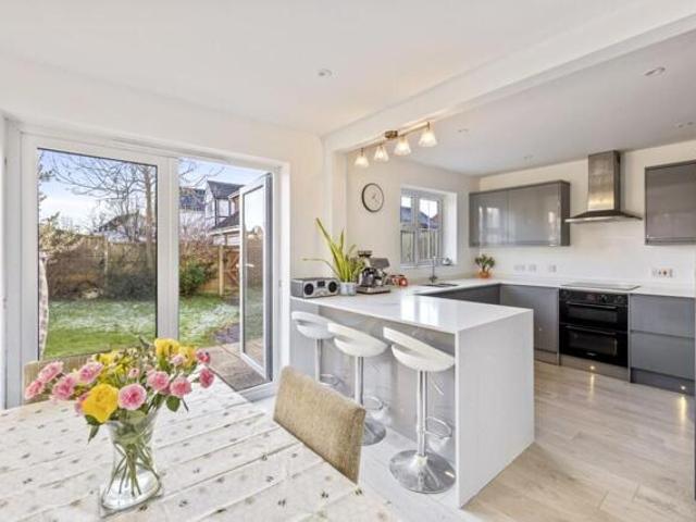 For Sale 4 Bedroom House Worthing West Sussex DS99840142