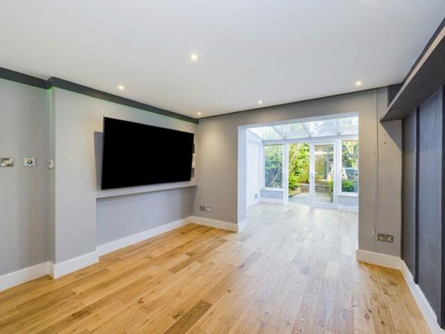 For Sale 4 Bedroom House Waterlooville Hampshire DS101797146