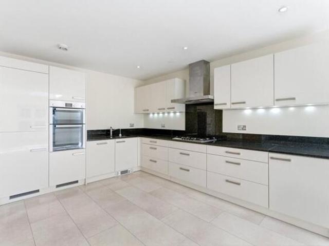For Sale 4 Bedroom House Watford Hertfordshire DLS100541070