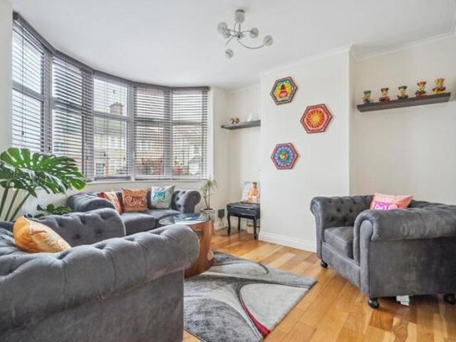 For Sale 4 Bedroom House Watford Hertfordshire DLS99277769