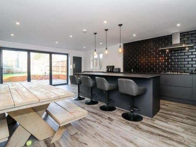For Sale 4 Bedroom House Watford Hertfordshire DS100366243