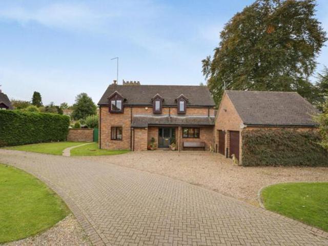 For Sale 4 Bedroom House Watford Hertfordshire DS99437066