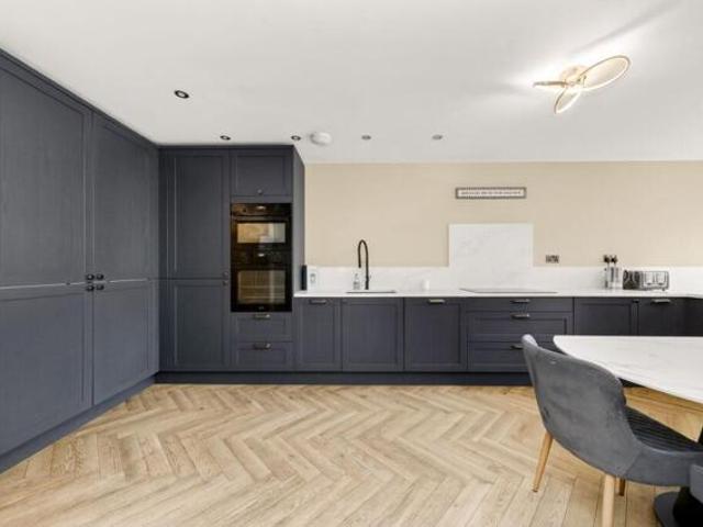 For Sale 4 Bedroom House Wakefield Wakefield DS100096598