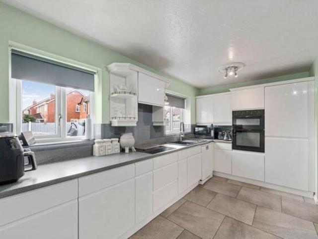 For Sale 4 Bedroom House Warrington Warrington DS99054988