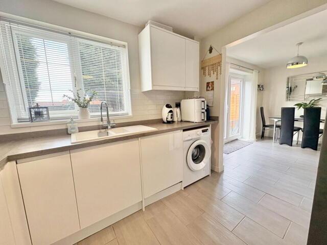 For Sale 4 Bedroom House Warwickshire Warwickshire DLS100426629