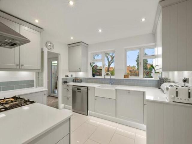 For Sale 4 Bedroom House Weybridge Surrey DLS101352089