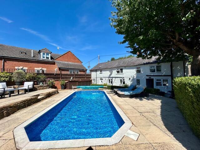 For Sale 4 Bedroom House Weedon Bec Northamptonshire DS100825092