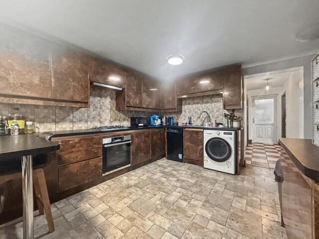 For Sale 4 Bedroom House West Drayton Greater London DS101231602