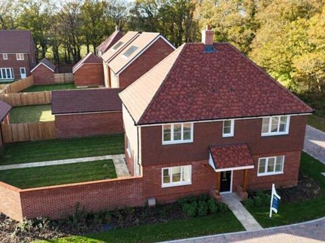 For Sale 4 Bedroom House West Sussex West Sussex DLS99688213