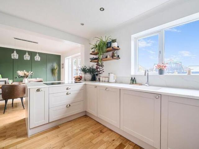 For Sale 4 Bedroom House West Sussex West Sussex DLS99986524