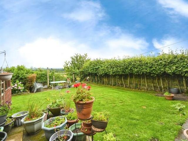 For Sale 4 Bedroom House Wigan Wigan DLS98834597