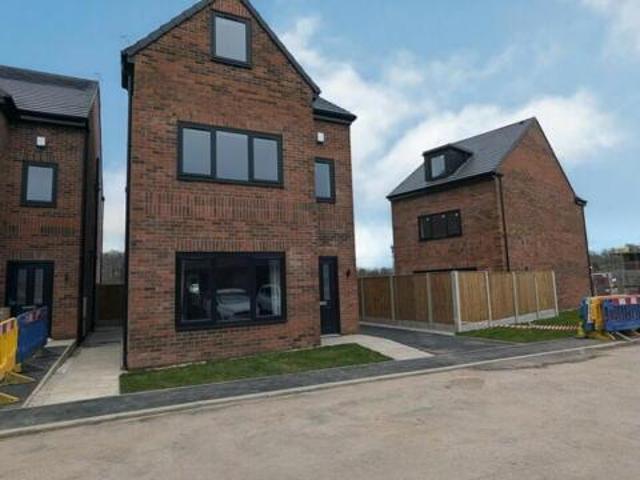For Sale 4 Bedroom House Wigan Wigan DS98612503