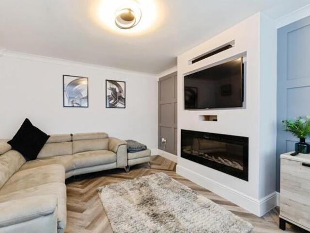 For Sale 4 Bedroom House Wigan Wigan DS101677454