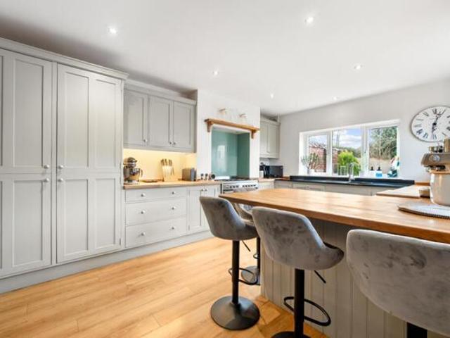 For Sale 4 Bedroom House Wilmslow Cheshire East DLS98649120