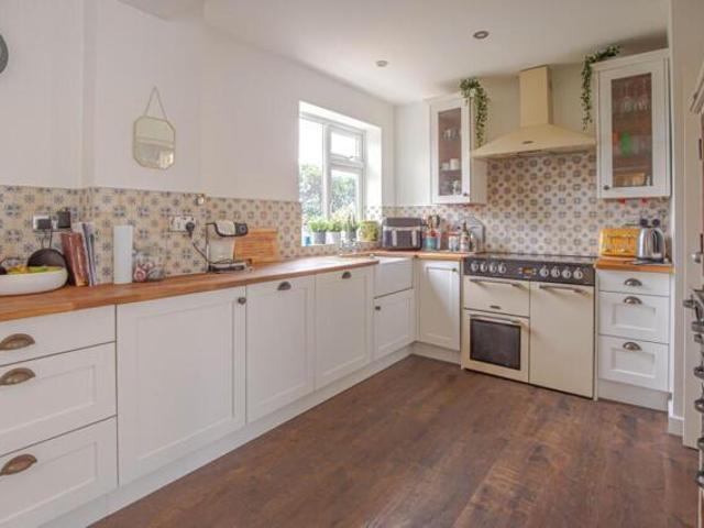 For Sale 4 Bedroom House Wiltshire Wiltshire DLS101100150