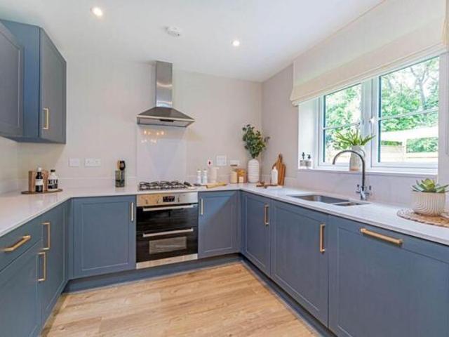 For Sale 4 Bedroom House Windsor Berkshire DLS99344770