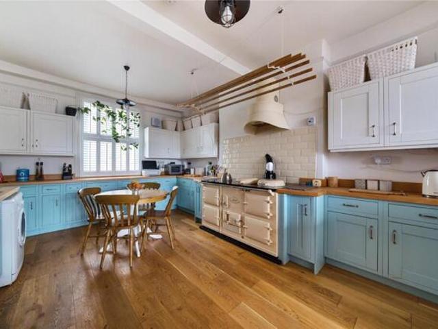 For Sale 4 Bedroom House Wye Kent DS100224257