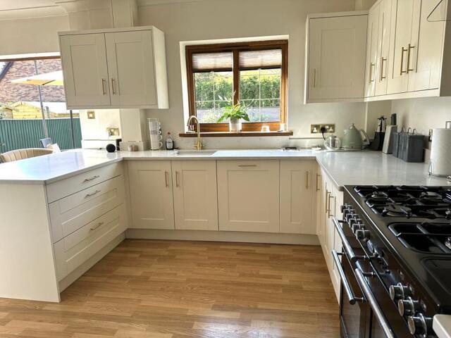 For Sale 4 Bedroom House Wye Kent DS101316367